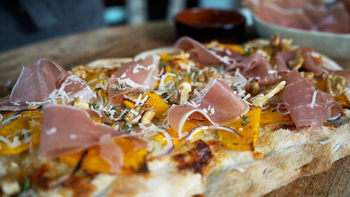 Pinsa met Ganda Ham - Ganda